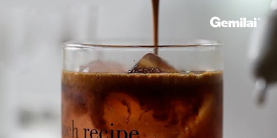 Strawberry Sparkling Americano: A Refreshing Twist on Classic Coffee